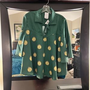 Disney | Tops | Disney Club 33 Blouse In A Large Emerald Green ...